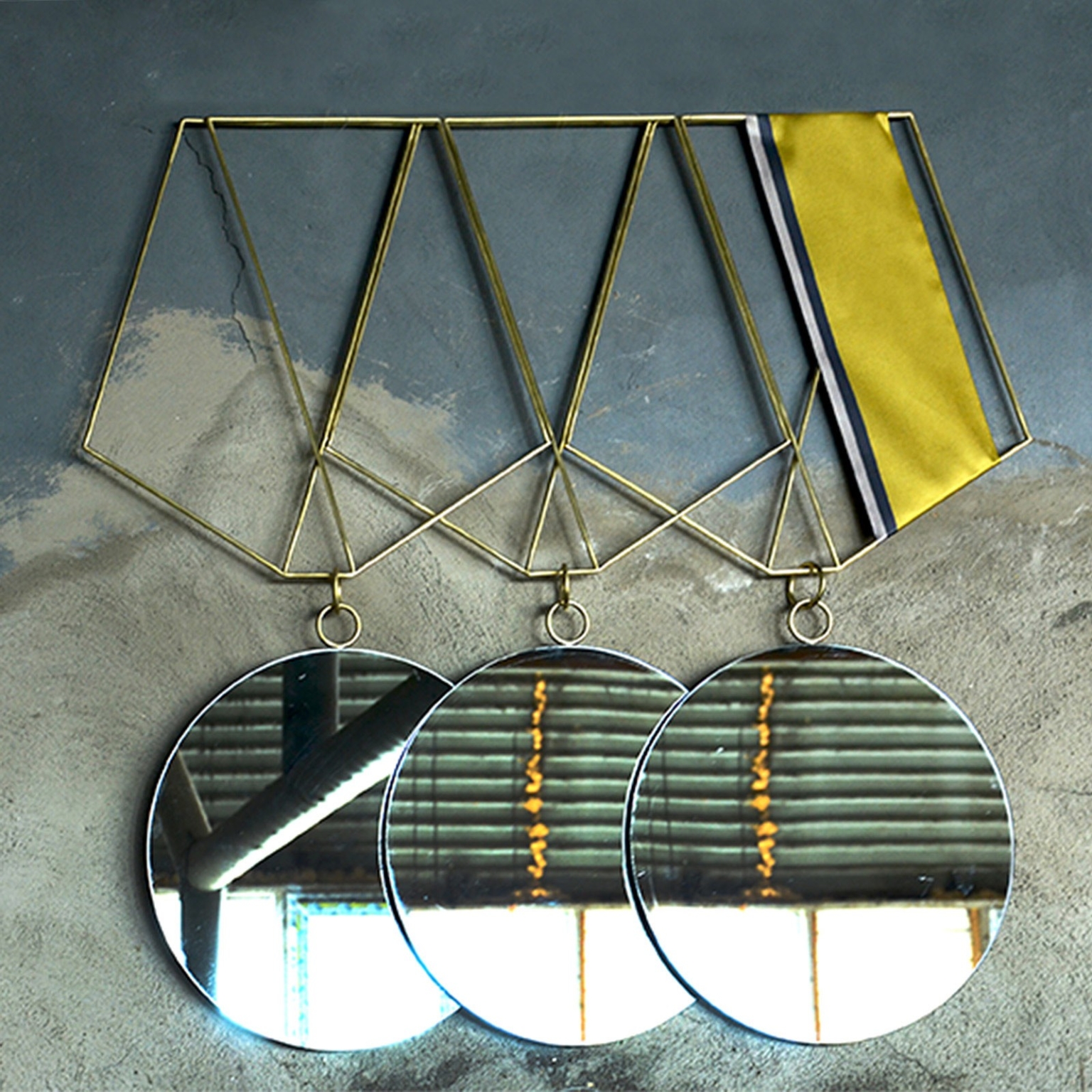 Eclipse Mirror by Rooms - Rossana Orlandi