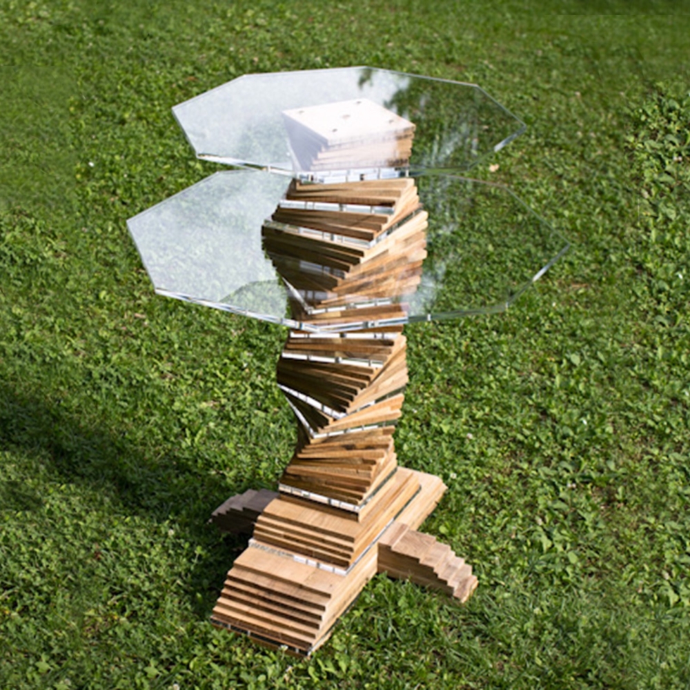 UP]side[DOWN Side Table by Hillsideout - Rossana Orlandi