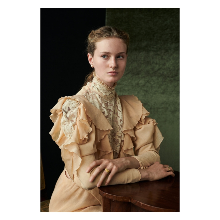 Dorothea frame #43628 by Zoltan Tombor - Rossana Orlandi