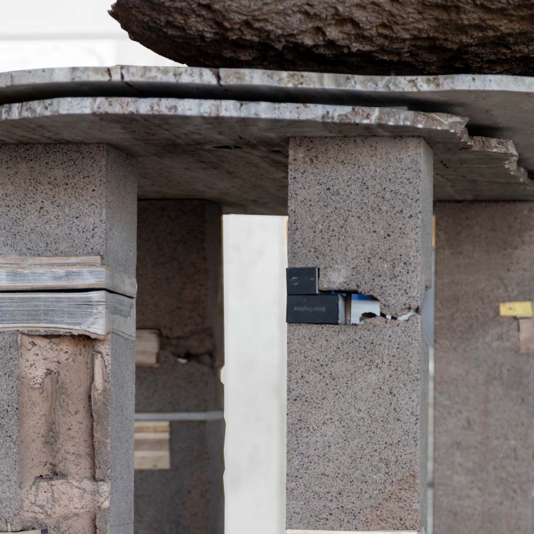 Noah table by Aline Asmar d'Amman - Rossana Orlandi